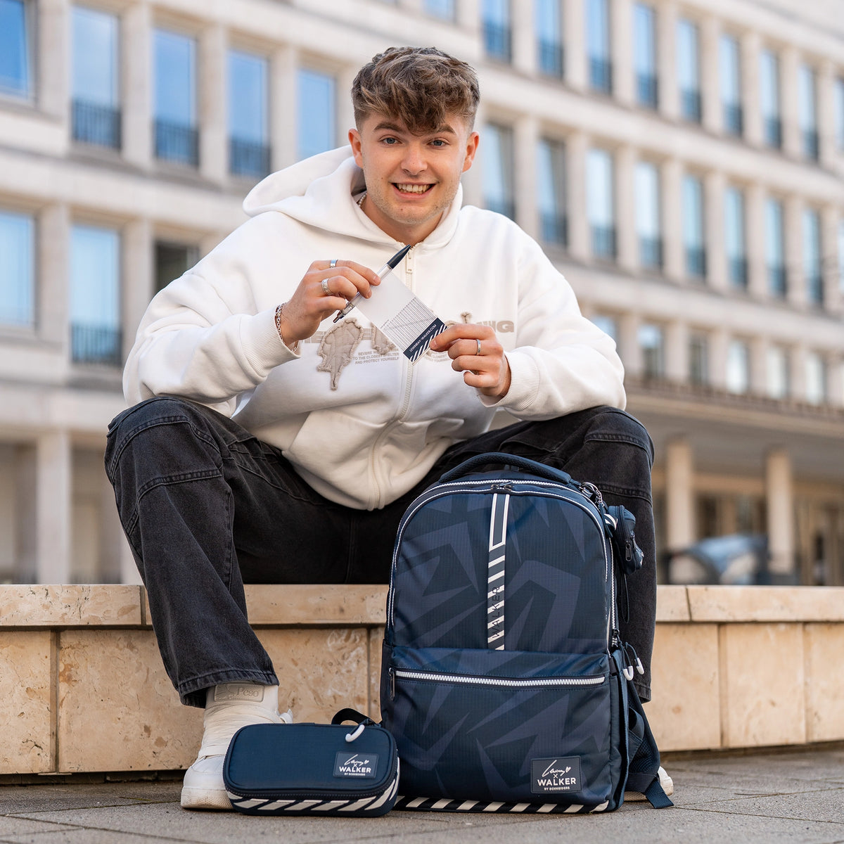 Lewinray x Walker Pencil Box + Spicker-Kuli – Schneiders Vienna GmbH