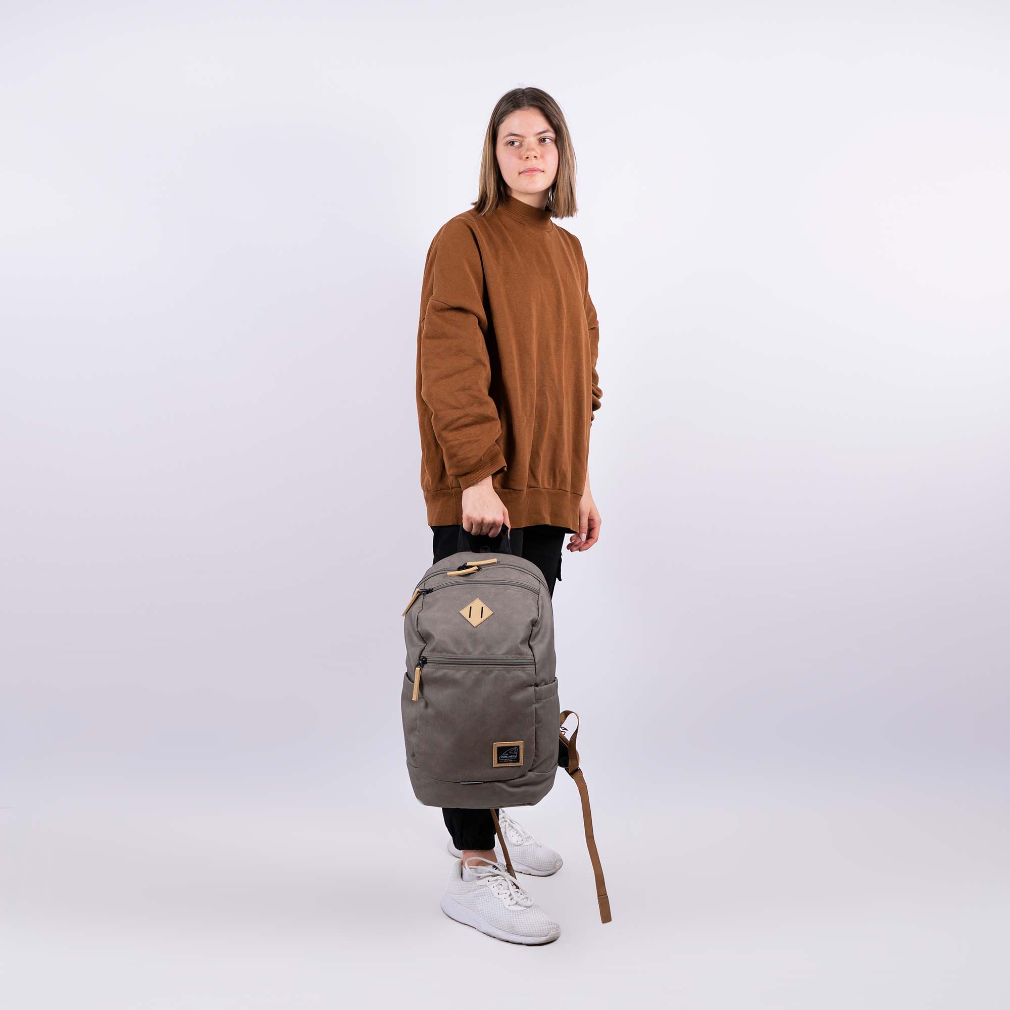 Cult Rucksack in Grey von Walker – Schneiders Vienna GmbH